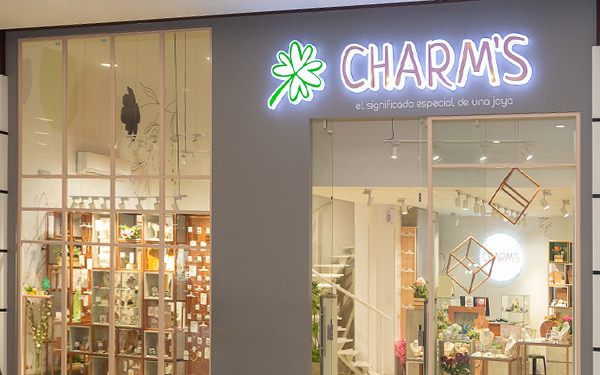 Charms - Centro Comercial Campanario
